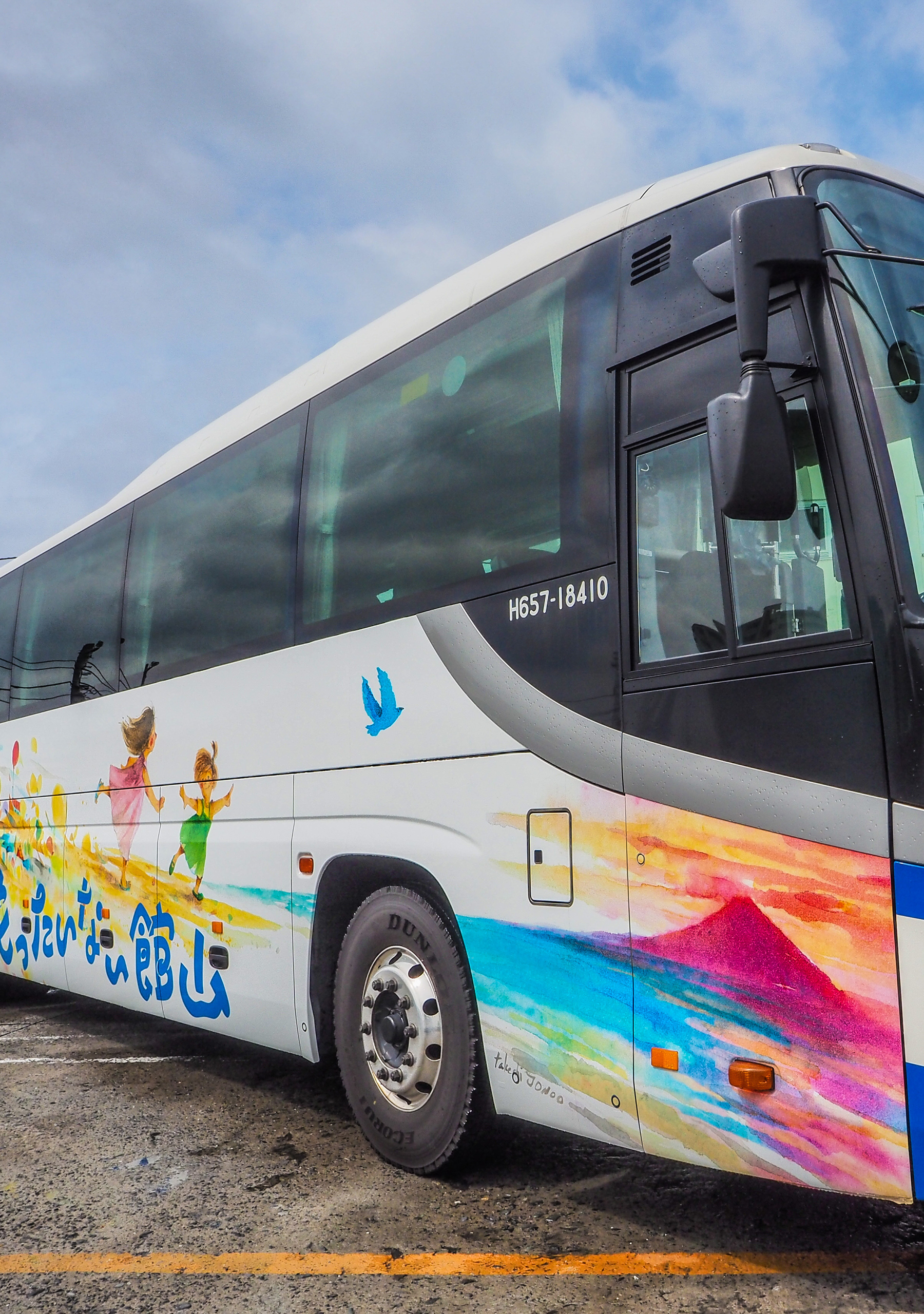 Wrapping JR Bus Kanto | Works | aguije